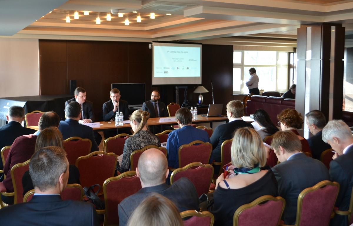 Ambasadoje Kijeve surengta diskusija apie padėtį Ukrainoje | Užsienio ...
